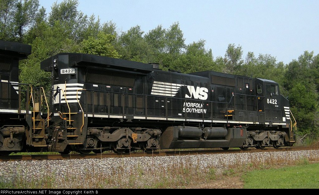 NS 8422